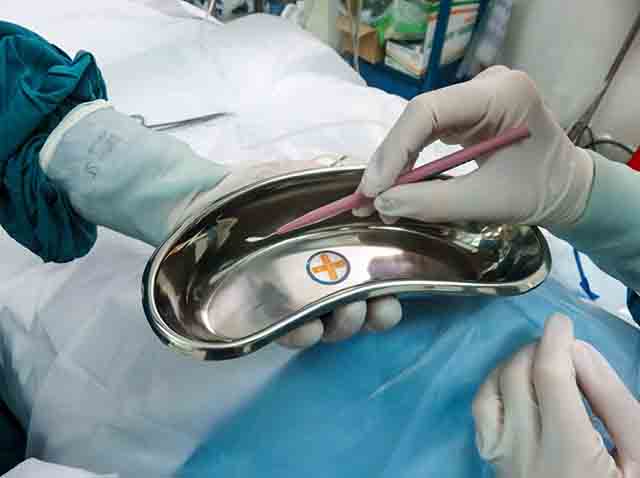 PHFI CEHJ » Assisting during microsurgery: tips for success